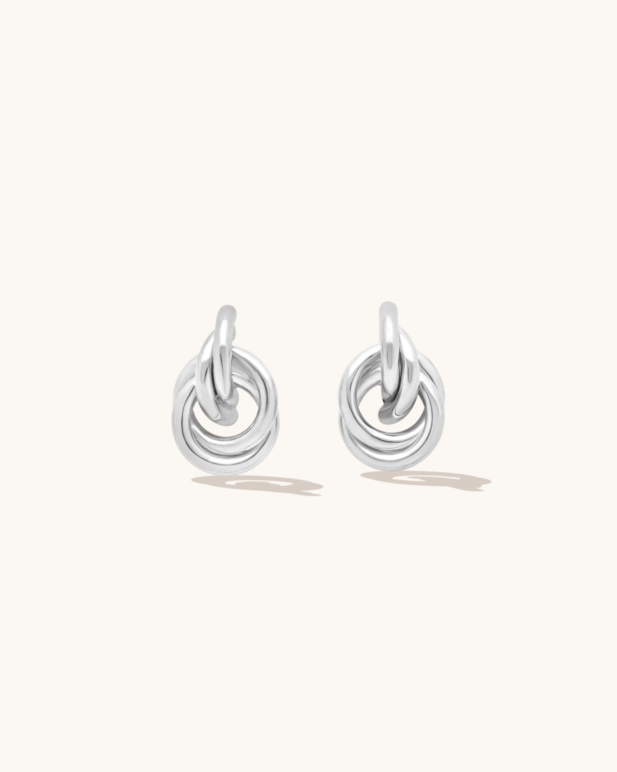 Mini Nodita Earrings